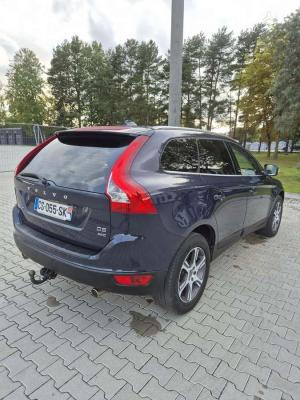 Zils Volvo XC60 2013 Šauļi, ar dzinēja tilpumu 2.40 L un nobraukumu 307 tūkst. km par 7800 €, foto 6 vietnē AUTOMOTO.COM.LV