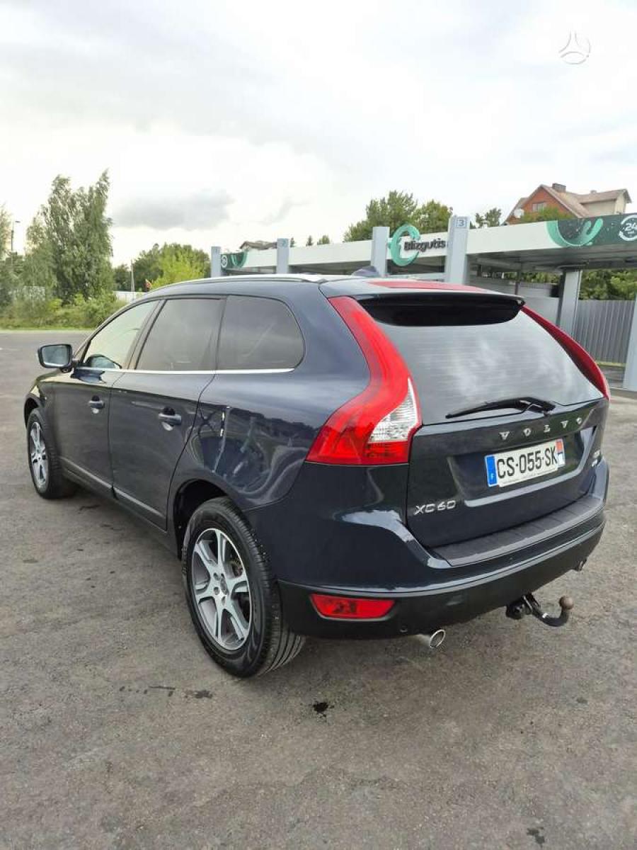 Zils Volvo XC60 2013 Šauļi, ar dzinēja tilpumu 2.40 L un nobraukumu 307 tūkst. km par 7999 €, foto 4 vietnē AUTOMOTO.COM.LV