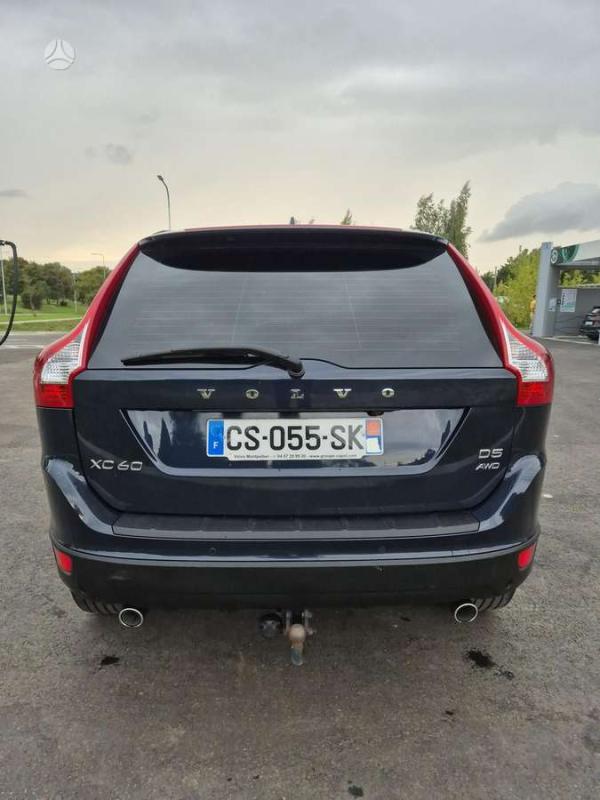 Zils Volvo XC60 2013 Šauļi, ar dzinēja tilpumu 2.40 L un nobraukumu 307 tūkst. km par 7999 €, foto 5 vietnē AUTOMOTO.COM.LV