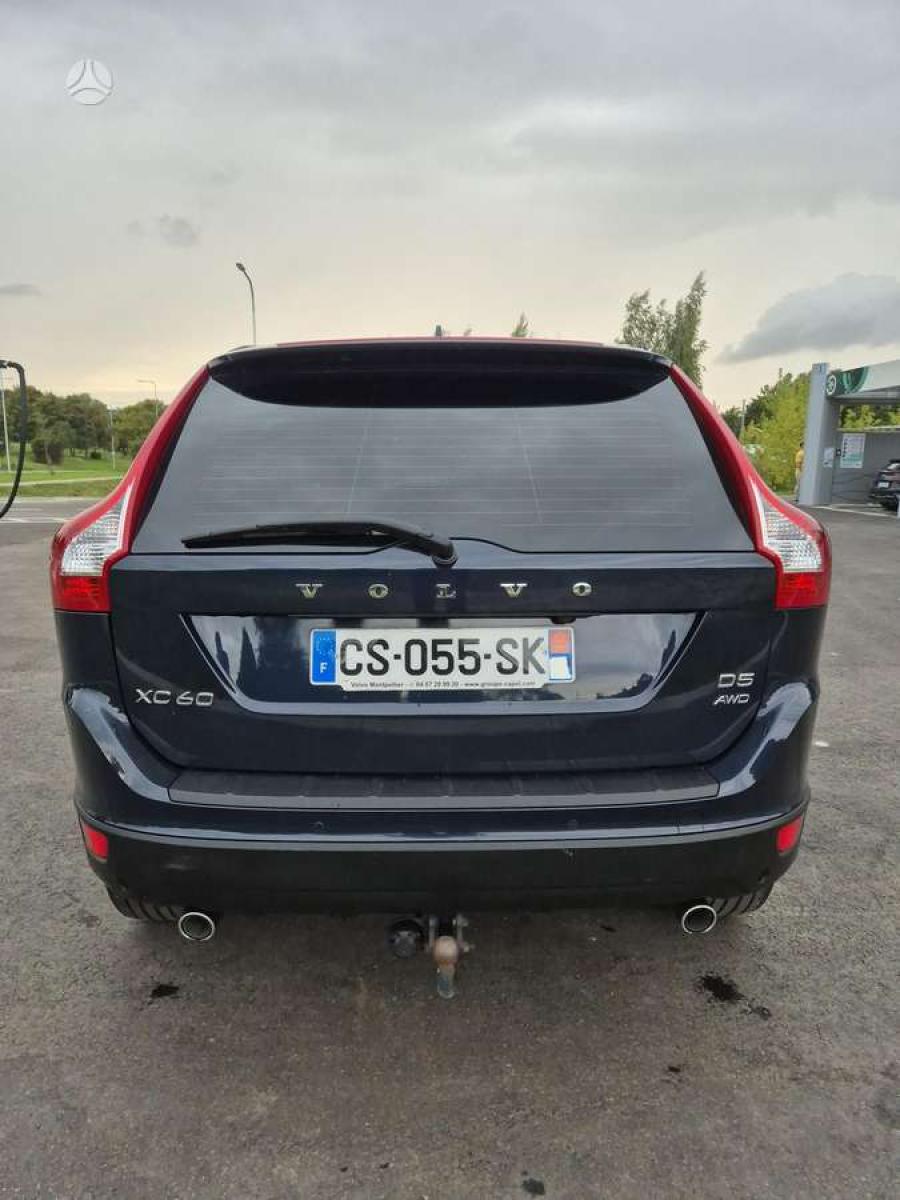 Zils Volvo XC60 2013 Šauļi, ar dzinēja tilpumu 2.40 L un nobraukumu 307 tūkst. km par 7999 €, foto 5 vietnē AUTOMOTO.COM.LV