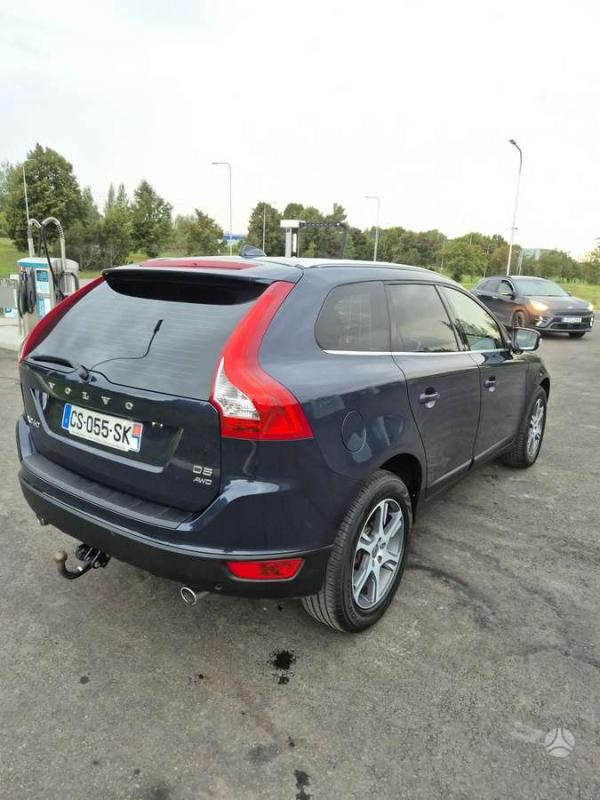 Zils Volvo XC60 2013 Šauļi, ar dzinēja tilpumu 2.40 L un nobraukumu 307 tūkst. km par 7999 €, foto 6 vietnē AUTOMOTO.COM.LV