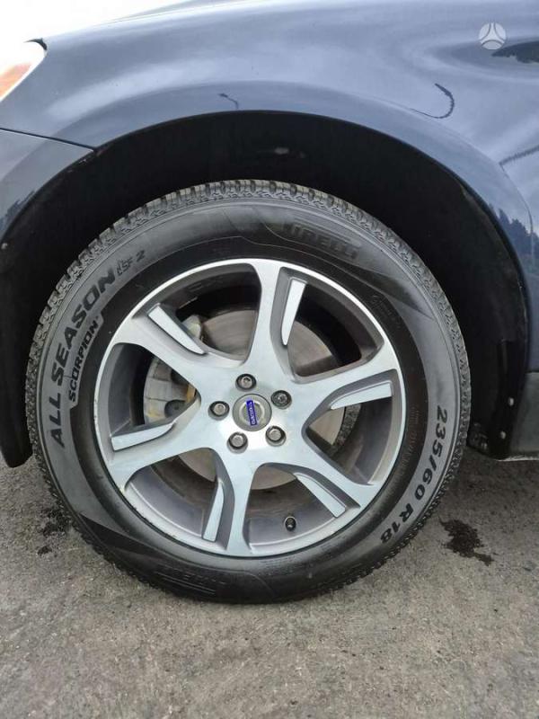 Zils Volvo XC60 2013 Šauļi, ar dzinēja tilpumu 2.40 L un nobraukumu 307 tūkst. km par 7999 €, foto 11 vietnē AUTOMOTO.COM.LV