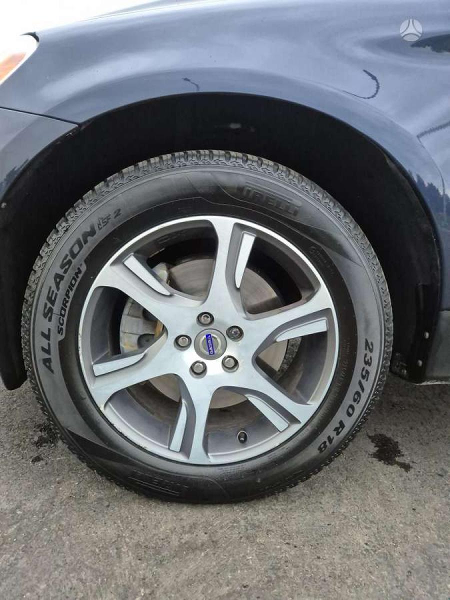 Zils Volvo XC60 2013 Šauļi, ar dzinēja tilpumu 2.40 L un nobraukumu 307 tūkst. km par 7999 €, foto 11 vietnē AUTOMOTO.COM.LV