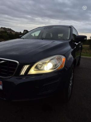 Zils Volvo XC60 2013 Šauļi, ar dzinēja tilpumu 2.40 L un nobraukumu 307 tūkst. km par 7999 €, foto 15 vietnē AUTOMOTO.COM.LV