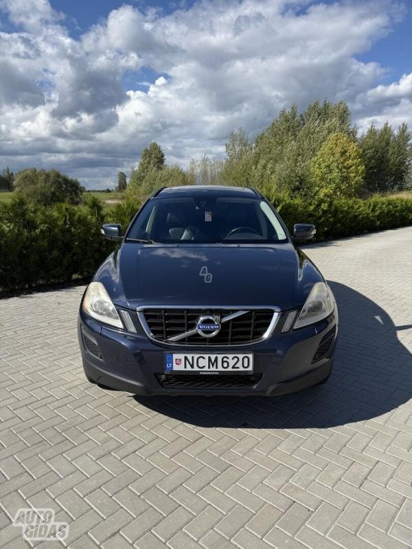 Blue Volvo XC60 2013 in Vilnius, with an engine capacity of 2.40 L and mileage of 359 thousand km for 8700 €, photo 4 on AUTOMOTO.COM.LV
