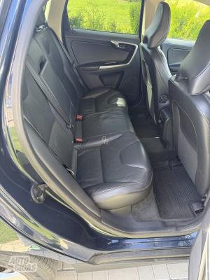 Blue Volvo XC60 2013 in Vilnius, with an engine capacity of 2.40 L and mileage of 359 thousand km for 8700 €, photo 12 on AUTOMOTO.COM.LV