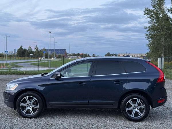 Zils Volvo XC60 2013 Šauļi, ar dzinēja tilpumu 2.95 L un nobraukumu 228 tūkst. km par 8850 €, foto 7 vietnē AUTOMOTO.COM.LV