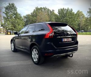 Zils Volvo XC60 2013 Jūrmala, ar dzinēja tilpumu 2.00 L un nobraukumu 272 tūkst. km par 11495 €, foto 10 vietnē AUTOMOTO.COM.LV