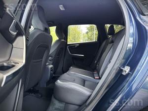 Zils Volvo XC60 2013 Jūrmala, ar dzinēja tilpumu 2.00 L un nobraukumu 272 tūkst. km par 11495 €, foto 16 vietnē AUTOMOTO.COM.LV
