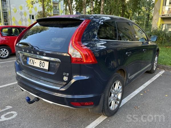 Volvo XC60 2013 Rīga vietnē Zils Volvo XC60 2013 Rīga, ar dzinēja tilpumu 2.00 L un nobraukumu 188 tūkst. km par 10950 €, foto 4 vietnē AUTOMOTO.COM.LV