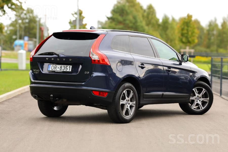 Zils Volvo XC60 2013 Jelgava, ar dzinēja tilpumu 2.00 L un nobraukumu 0 tūkst. km par 9790 €, foto 5 vietnē AUTOMOTO.COM.LV