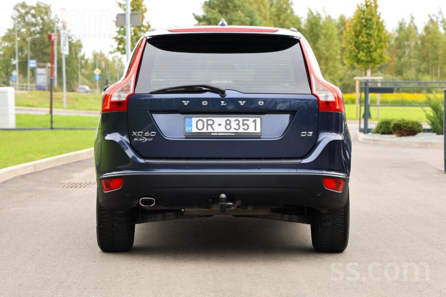 Zils Volvo XC60 2013 Jelgava, ar dzinēja tilpumu 2.00 L un nobraukumu 0 tūkst. km par 9790 €, foto 6 vietnē AUTOMOTO.COM.LV