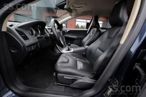 Zils Volvo XC60 2013 Jelgava, ar dzinēja tilpumu 2.00 L un nobraukumu 0 tūkst. km par 9790 €, foto 8 vietnē AUTOMOTO.COM.LV
