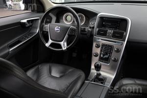 Zils Volvo XC60 2013 Jelgava, ar dzinēja tilpumu 2.00 L un nobraukumu 0 tūkst. km par 9790 €, foto 13 vietnē AUTOMOTO.COM.LV
