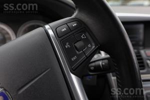 Zils Volvo XC60 2013 Jelgava, ar dzinēja tilpumu 2.00 L un nobraukumu 0 tūkst. km par 9790 €, foto 20 vietnē AUTOMOTO.COM.LV