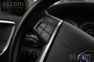 Zils Volvo XC60 2013 Jelgava, ar dzinēja tilpumu 2.00 L un nobraukumu 0 tūkst. km par 9790 €, foto 21 vietnē AUTOMOTO.COM.LV