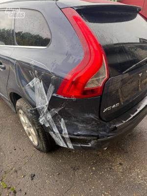 Zils Volvo XC60 2013 Kauņa, ar dzinēja tilpumu 3.20 L un nobraukumu 127 tūkst. km par 4500 €, foto 21 vietnē AUTOMOTO.COM.LV