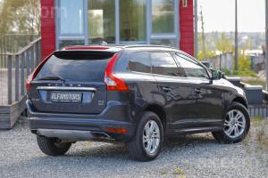 Zils Volvo XC60 2014 Rīga, ar dzinēja tilpumu 2.40 L un nobraukumu 0 tūkst. km par 11990 €, foto 4 vietnē AUTOMOTO.COM.LV