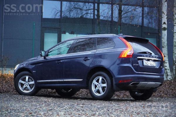 Zils Volvo XC60 2014 Rīga, ar dzinēja tilpumu 2.00 L un nobraukumu 222 tūkst. km par 14290 €, foto 8 vietnē AUTOMOTO.COM.LV