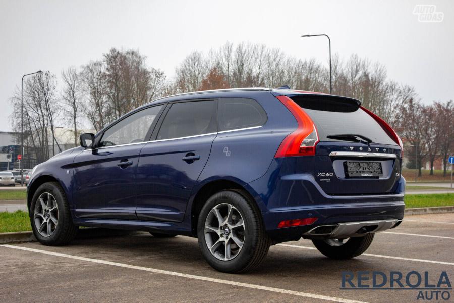Blue Volvo XC60 2014 in Kaunas, with an engine capacity of 2.00 L and mileage of 211 thousand km for 11500 €, photo 6 on AUTOMOTO.COM.LV