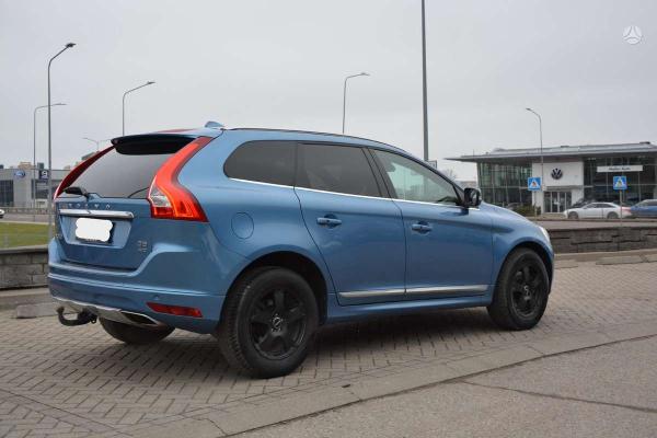 Zils Volvo XC60 2014 Viļņa, ar dzinēja tilpumu 2.40 L un nobraukumu 209 tūkst. km par 12500 €, foto 7 vietnē AUTOMOTO.COM.LV