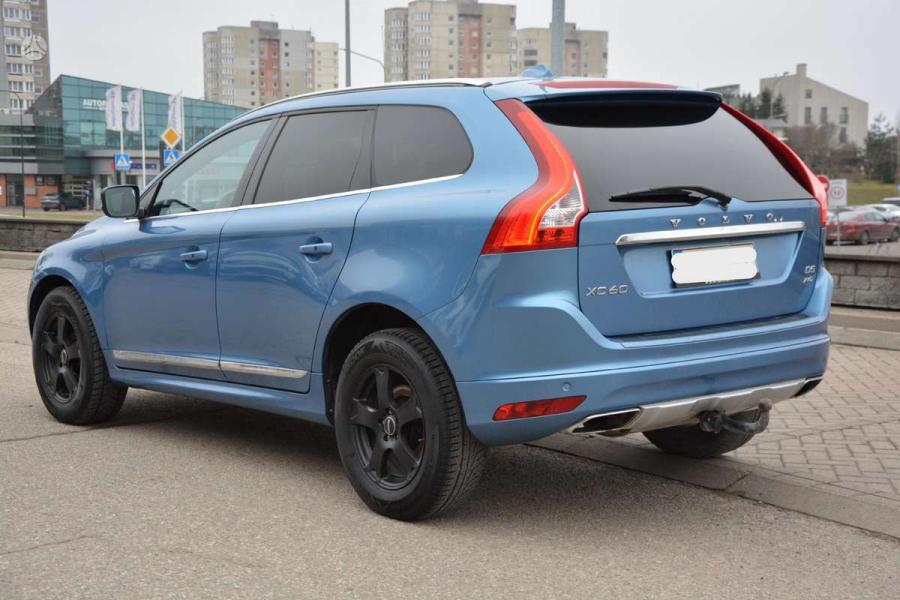 Blue Volvo XC60 2014 in Vilnius, with an engine capacity of 2.40 L and mileage of 209 thousand km for 12500 €, photo 14 on AUTOMOTO.COM.LV
