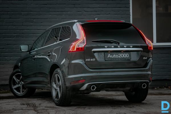 Blue Volvo XC60 2014 in Tukums, with an engine capacity of 2.00 L and mileage of 271 thousand km for 13990 €, photo 3 on AUTOMOTO.COM.LV