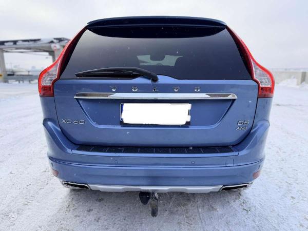 Zils Volvo XC60 2014 Viļņa, ar dzinēja tilpumu 2.40 L un nobraukumu 209 tūkst. km par 13300 €, foto 3 vietnē AUTOMOTO.COM.LV