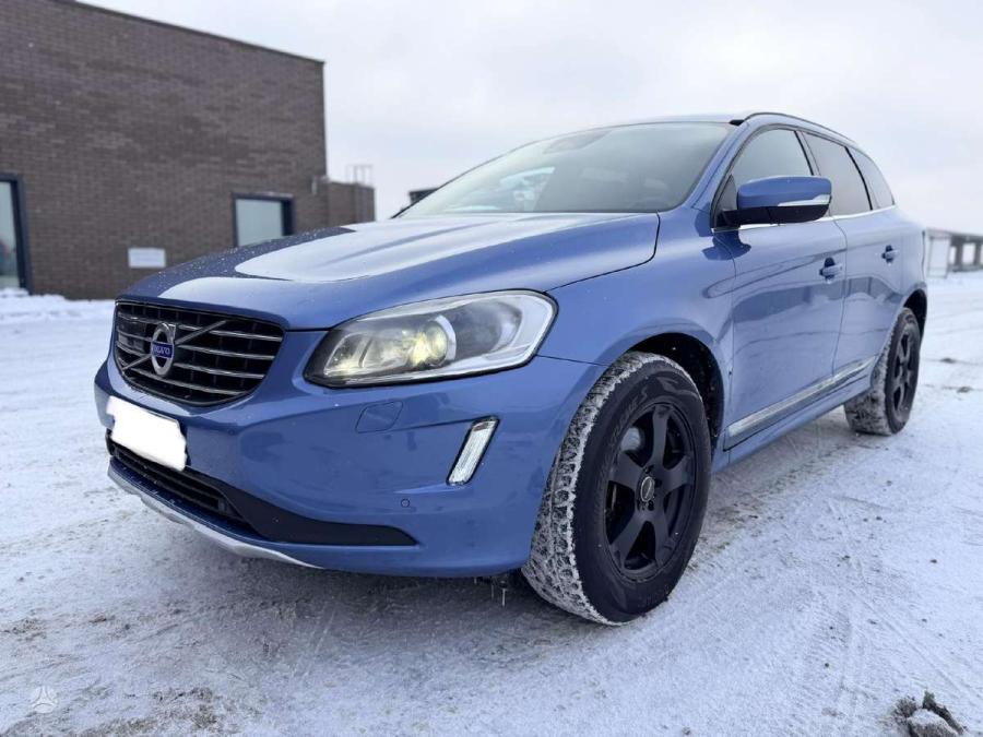 Blue Volvo XC60 2014 in Vilnius, with an engine capacity of 2.40 L and mileage of 209 thousand km for 13300 €, photo 28 on AUTOMOTO.COM.LV