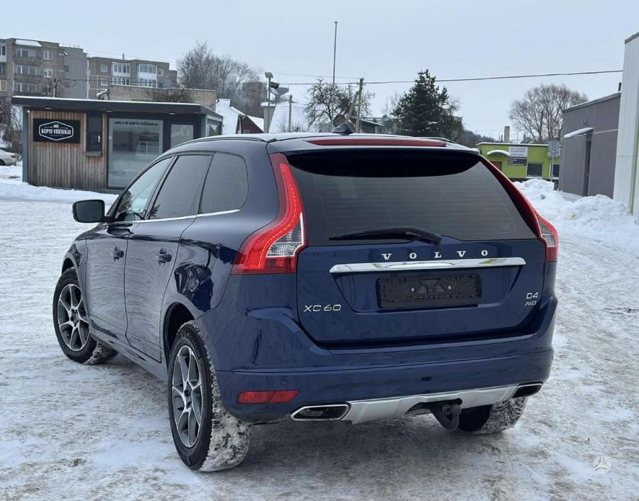 Zils Volvo XC60 2014 Raseiniai, ar dzinēja tilpumu 2.40 L un nobraukumu 288 tūkst. km par 11650 €, foto 6 vietnē AUTOMOTO.COM.LV