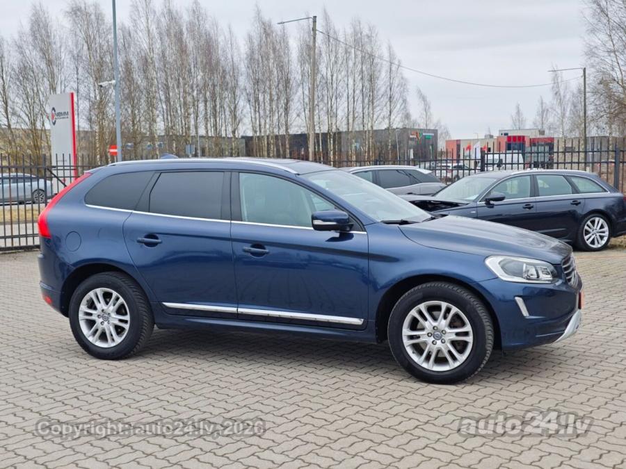Blue Volvo XC60 2014 in Tartu, with an engine capacity of 2.00 L and mileage of 203 thousand km for 12990 €, photo 2 on AUTOMOTO.COM.LV