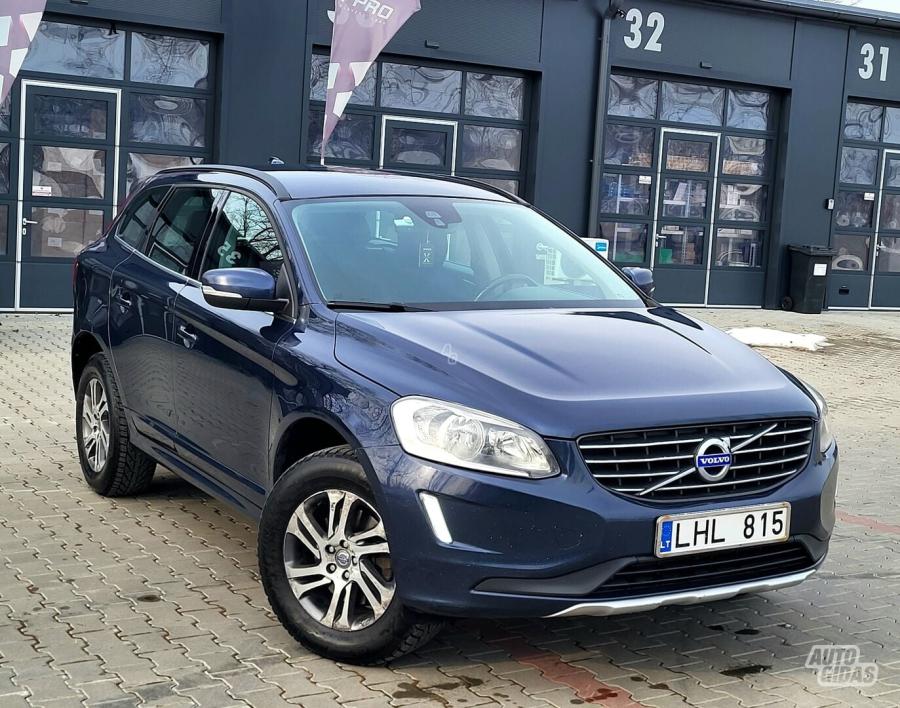 Blue Volvo XC60 2014 in Siauliai, with an engine capacity of 2.00 L and mileage of 340 thousand km for 7550 €, photo 12 on AUTOMOTO.COM.LV