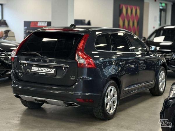 Blue Volvo XC60 2014 in Klaipeda, with an engine capacity of 2.40 L and mileage of 343 thousand km for 12450 €, photo 2 on AUTOMOTO.COM.LV