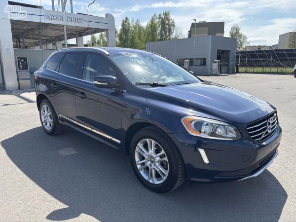 Blue Volvo XC60 2014 in Prienai, with an engine capacity of 3.20 L and mileage of 215 thousand km for 9300 €, photo 8 on AUTOMOTO.COM.LV