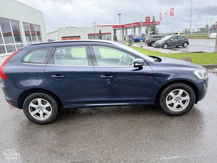 Zils Volvo XC60 2014 Kauņa, ar dzinēja tilpumu 2.00 L un nobraukumu 208 tūkst. km par 9750 €, foto 9 vietnē AUTOMOTO.COM.LV