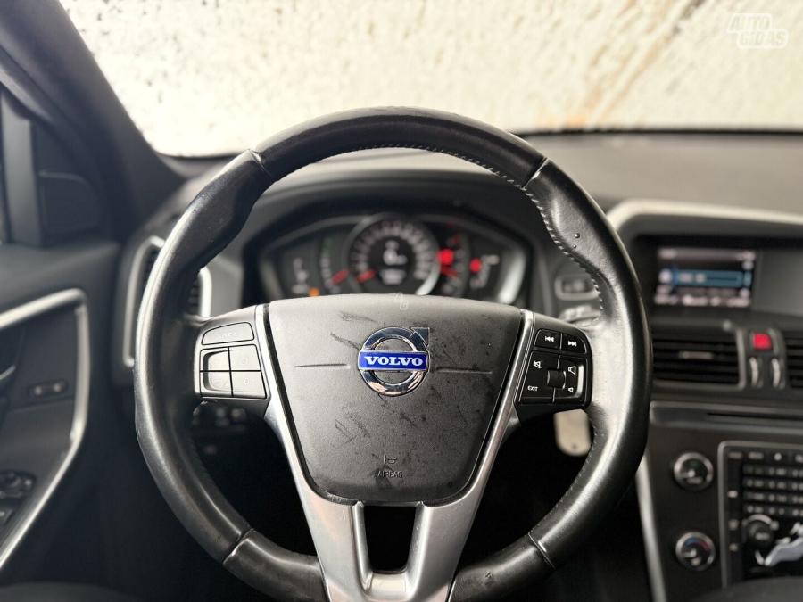 Blue Volvo XC60 2014 in Kaunas, with an engine capacity of 2.00 L and mileage of 208 thousand km for 11450 €, photo 18 on AUTOMOTO.COM.LV