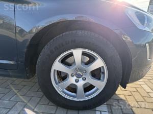 Zils Volvo XC60 2014 Rīga, ar dzinēja tilpumu 2.00 L un nobraukumu 249 tūkst. km par 7800 €, foto 9 vietnē AUTOMOTO.COM.LV