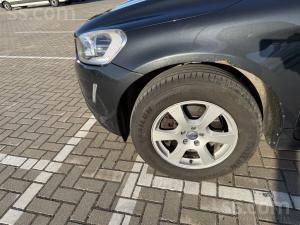 Zils Volvo XC60 2014 Rīga, ar dzinēja tilpumu 2.00 L un nobraukumu 249 tūkst. km par 7800 €, foto 10 vietnē AUTOMOTO.COM.LV