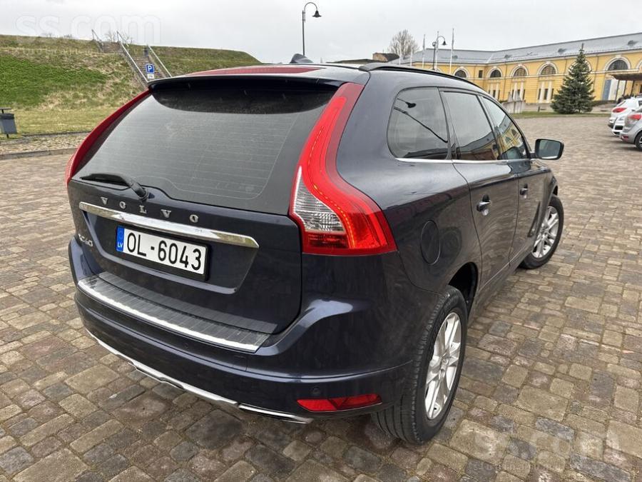 Zils Volvo XC60 2014 Daugavpils, ar dzinēja tilpumu 2.00 L un nobraukumu 219 tūkst. km par 7900 €, foto 3 vietnē AUTOMOTO.COM.LV