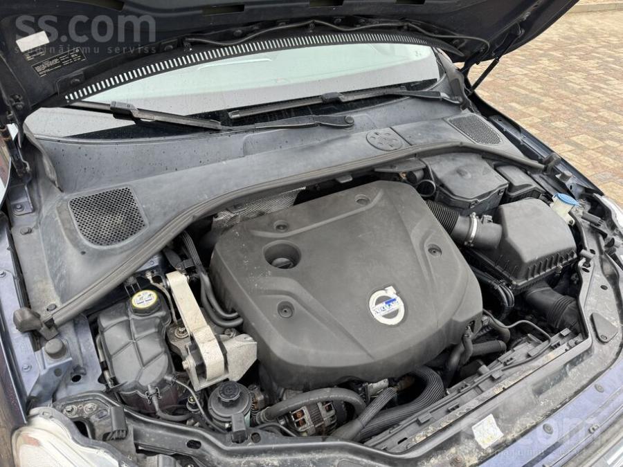 Zils Volvo XC60 2014 Daugavpils, ar dzinēja tilpumu 2.00 L un nobraukumu 219 tūkst. km par 7900 €, foto 23 vietnē AUTOMOTO.COM.LV