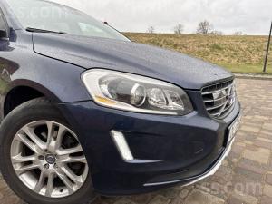 Zils Volvo XC60 2014 Daugavpils, ar dzinēja tilpumu 2.00 L un nobraukumu 219 tūkst. km par 7900 €, foto 36 vietnē AUTOMOTO.COM.LV