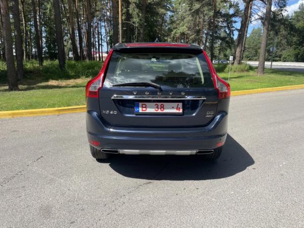 Blue Volvo XC60 2014 in Riga, with an engine capacity of 2.40 L and mileage of 173 thousand km for 11990 €, photo 6 on AUTOMOTO.COM.LV