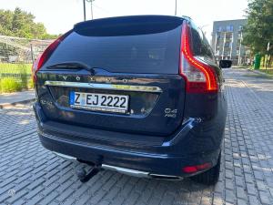 Blue Volvo XC60 2014 in Vilnius, with an engine capacity of 2.40 L and mileage of 276 thousand km for 12900 €, photo 10 on AUTOMOTO.COM.LV