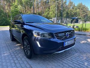 Blue Volvo XC60 2014 in Vilnius, with an engine capacity of 2.40 L and mileage of 276 thousand km for 12900 €, photo 12 on AUTOMOTO.COM.LV