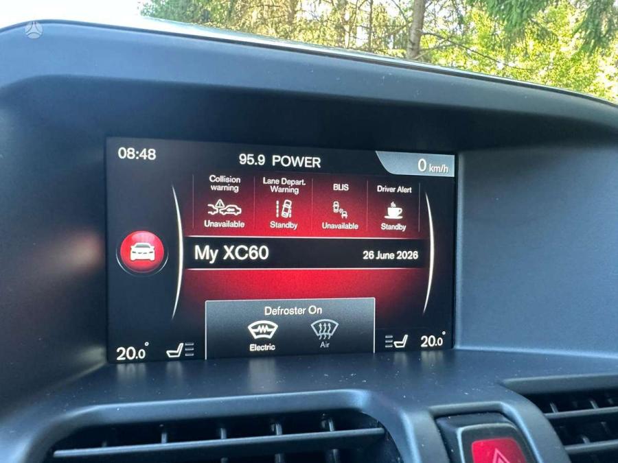 Blue Volvo XC60 2014 in Vilnius, with an engine capacity of 2.40 L and mileage of 276 thousand km for 12900 €, photo 36 on AUTOMOTO.COM.LV