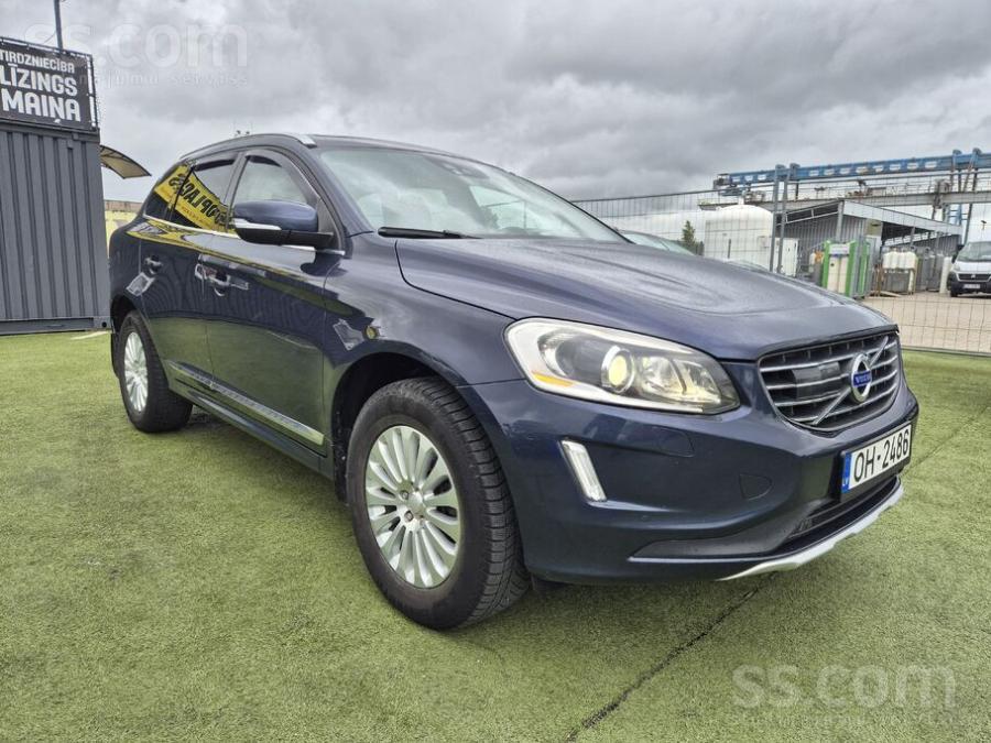 Zils Volvo XC60 2014 Liepāja, ar dzinēja tilpumu 2.00 L un nobraukumu 279 tūkst. km par 9200 €, foto 4 vietnē AUTOMOTO.COM.LV