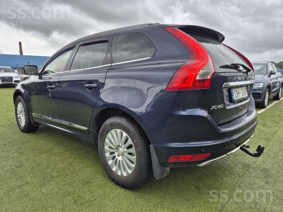 Zils Volvo XC60 2014 Liepāja, ar dzinēja tilpumu 2.00 L un nobraukumu 279 tūkst. km par 9200 €, foto 8 vietnē AUTOMOTO.COM.LV