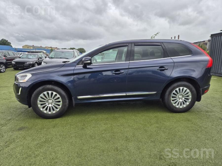Zils Volvo XC60 2014 Liepāja, ar dzinēja tilpumu 2.00 L un nobraukumu 279 tūkst. km par 9200 €, foto 9 vietnē AUTOMOTO.COM.LV