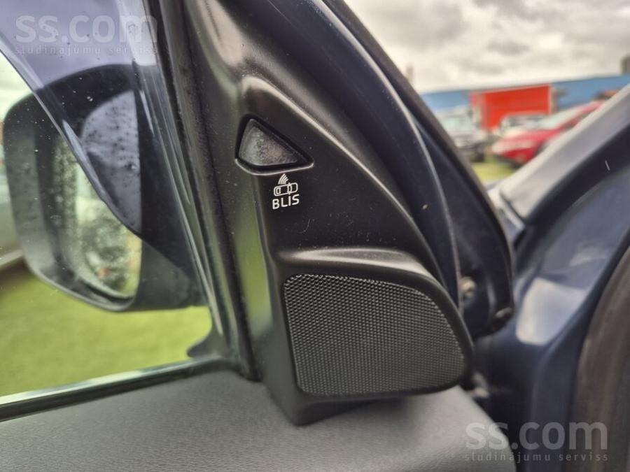 Zils Volvo XC60 2014 Liepāja, ar dzinēja tilpumu 2.00 L un nobraukumu 279 tūkst. km par 9200 €, foto 14 vietnē AUTOMOTO.COM.LV
