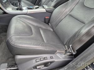 Zils Volvo XC60 2014 Liepāja, ar dzinēja tilpumu 2.00 L un nobraukumu 279 tūkst. km par 9200 €, foto 15 vietnē AUTOMOTO.COM.LV